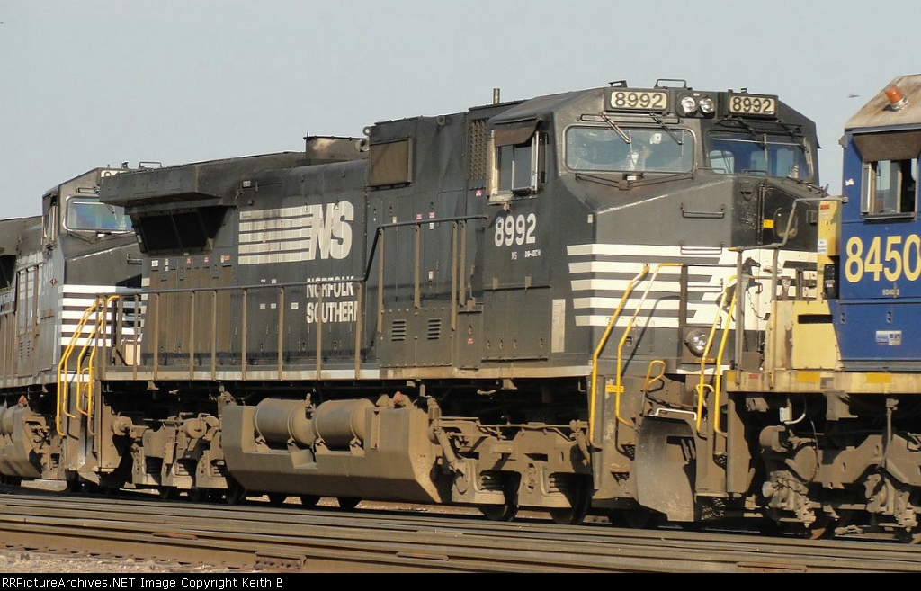 NS 8992